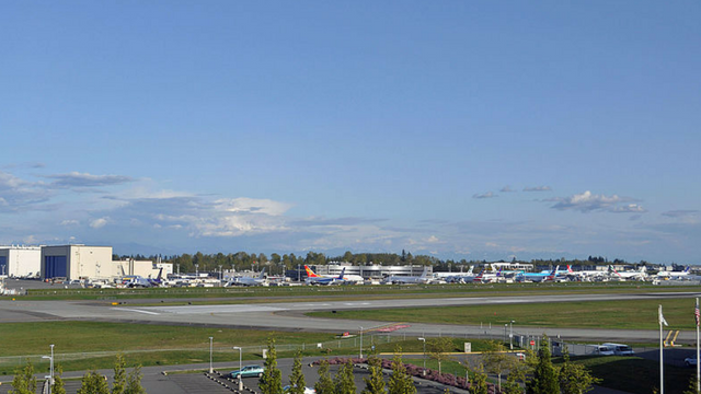 Everett getting rare, private US airport terminal