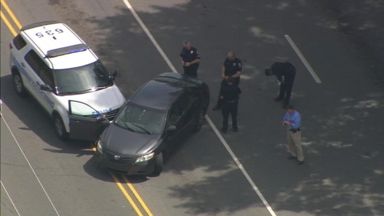 3 arrested after chase ends with suspect car colliding with CMPD ...