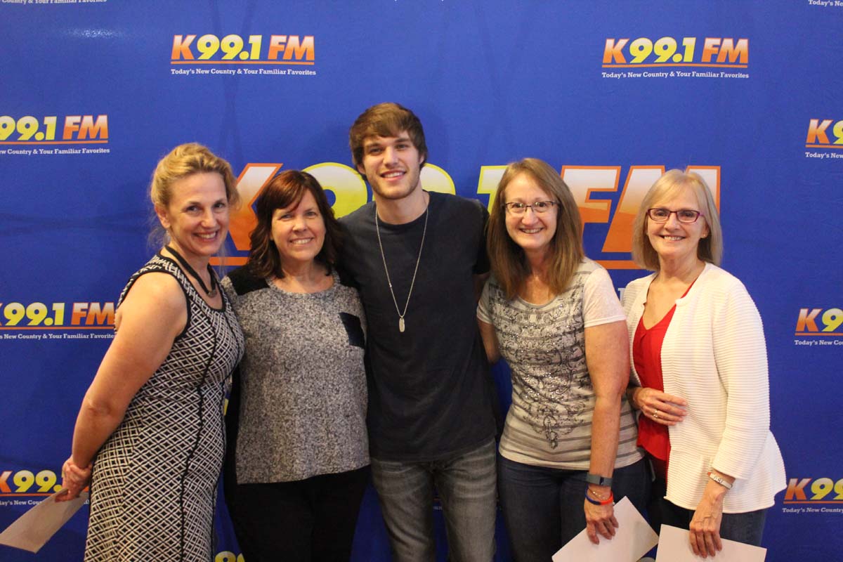 Photos: K99.1FM Unplugged with Michael Tyler – K99.1FM