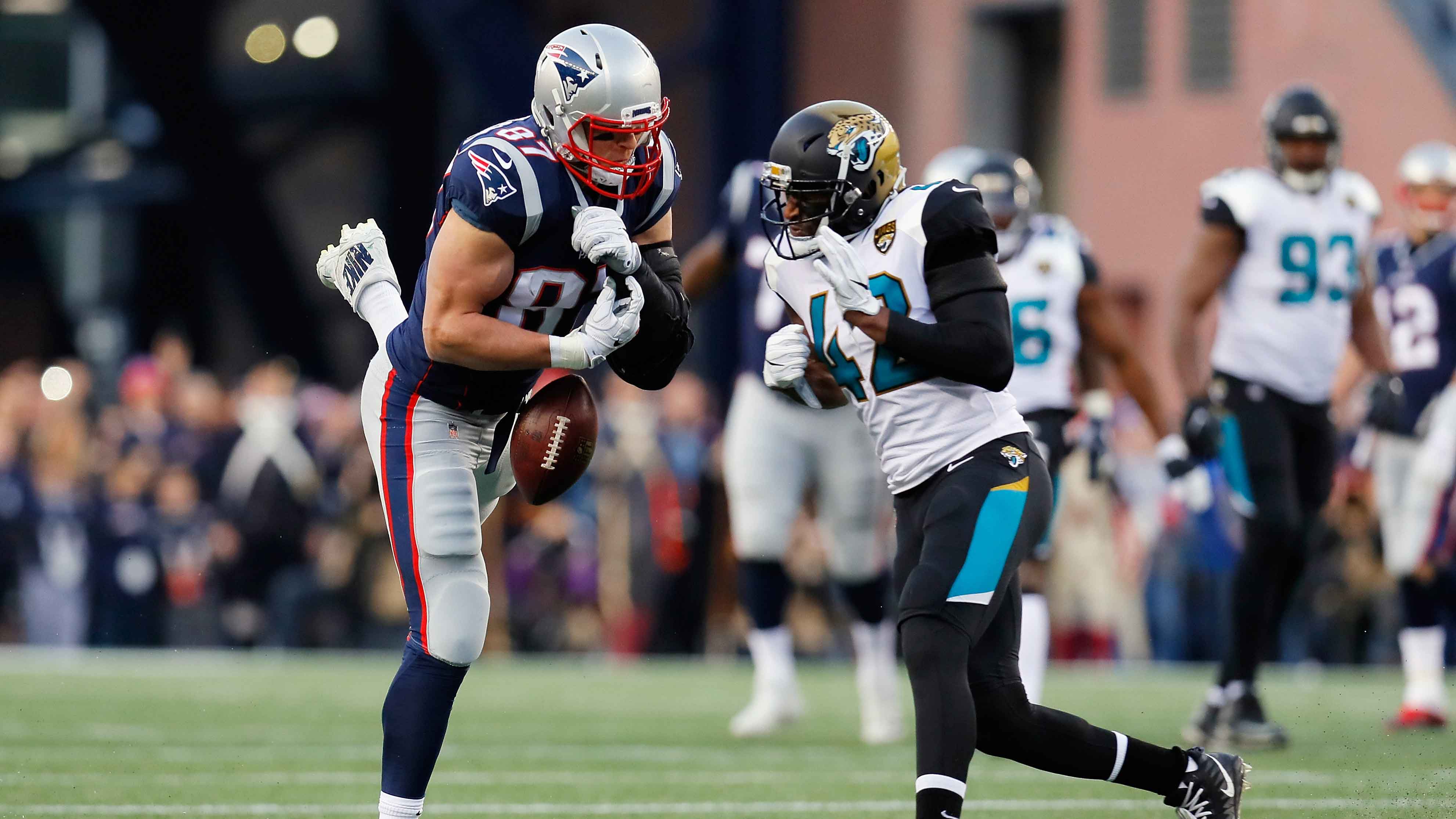 Gronk cleared from NFL concussion protocol, league says – Boston 25 News