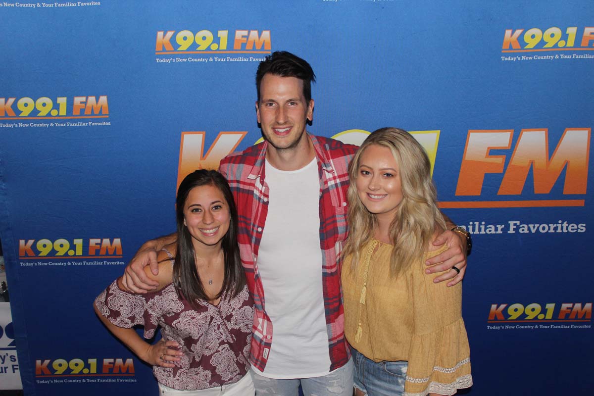PHOTOS: K99.1FM UNPLUGGED WITH RUSSELL DICKERSON – K99.1FM