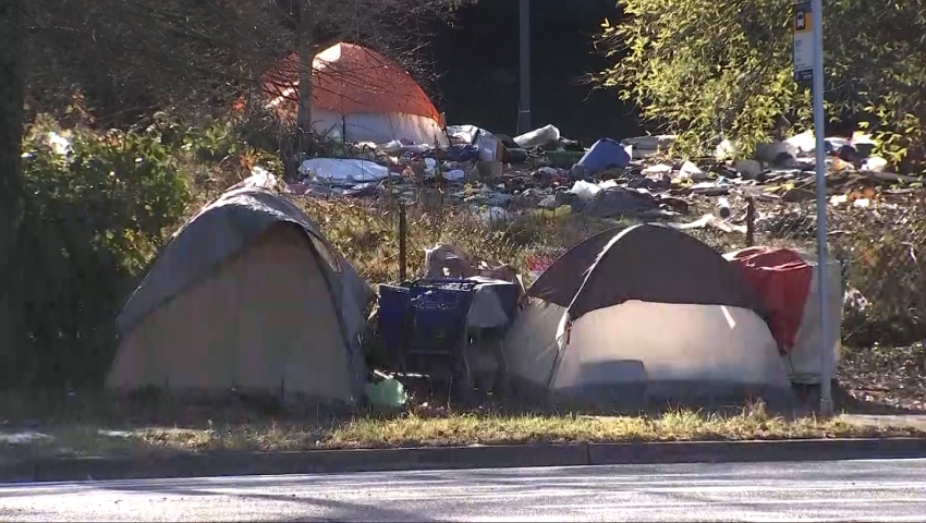 Large homeless camp near I-90 in Seattle the latest to be cleared ...