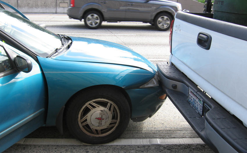 Woman slumped over wheel on I-90 saved by other driver – KIRO 7 News ...