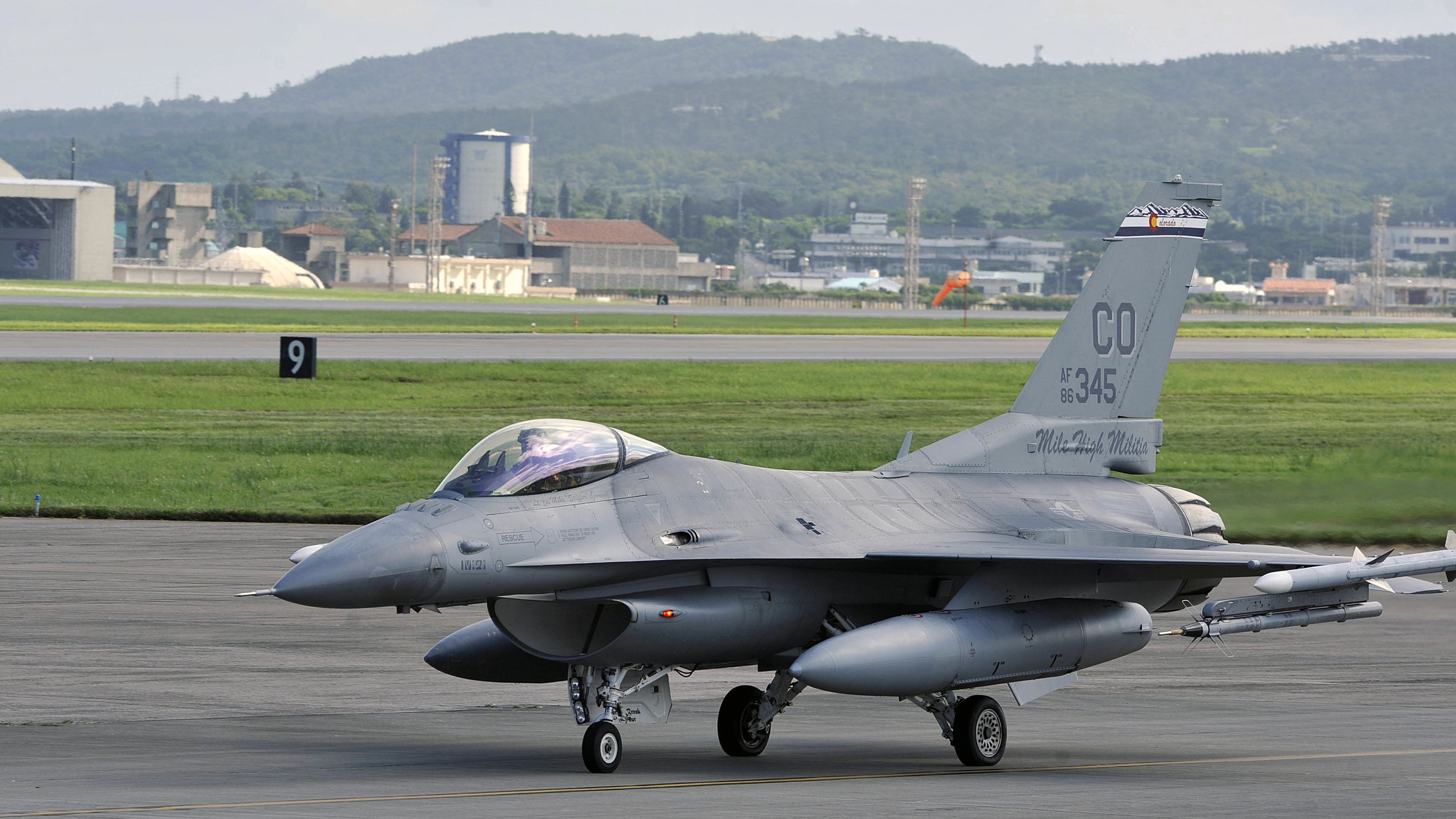 F-16 jet crashes on takeoff from Houston airport; pilot ejects – Boston ...