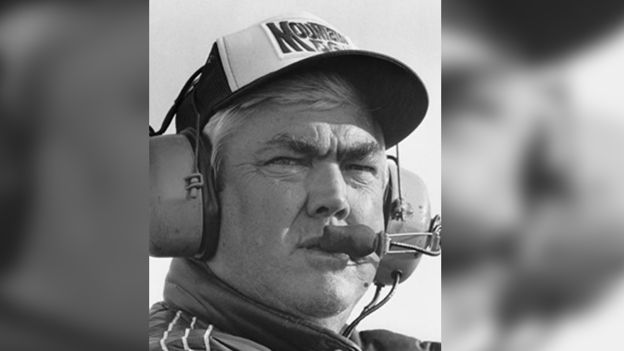 NASCAR Hall of Famer and ‘Last American Hero’ Junior Johnson dies at 88 ...