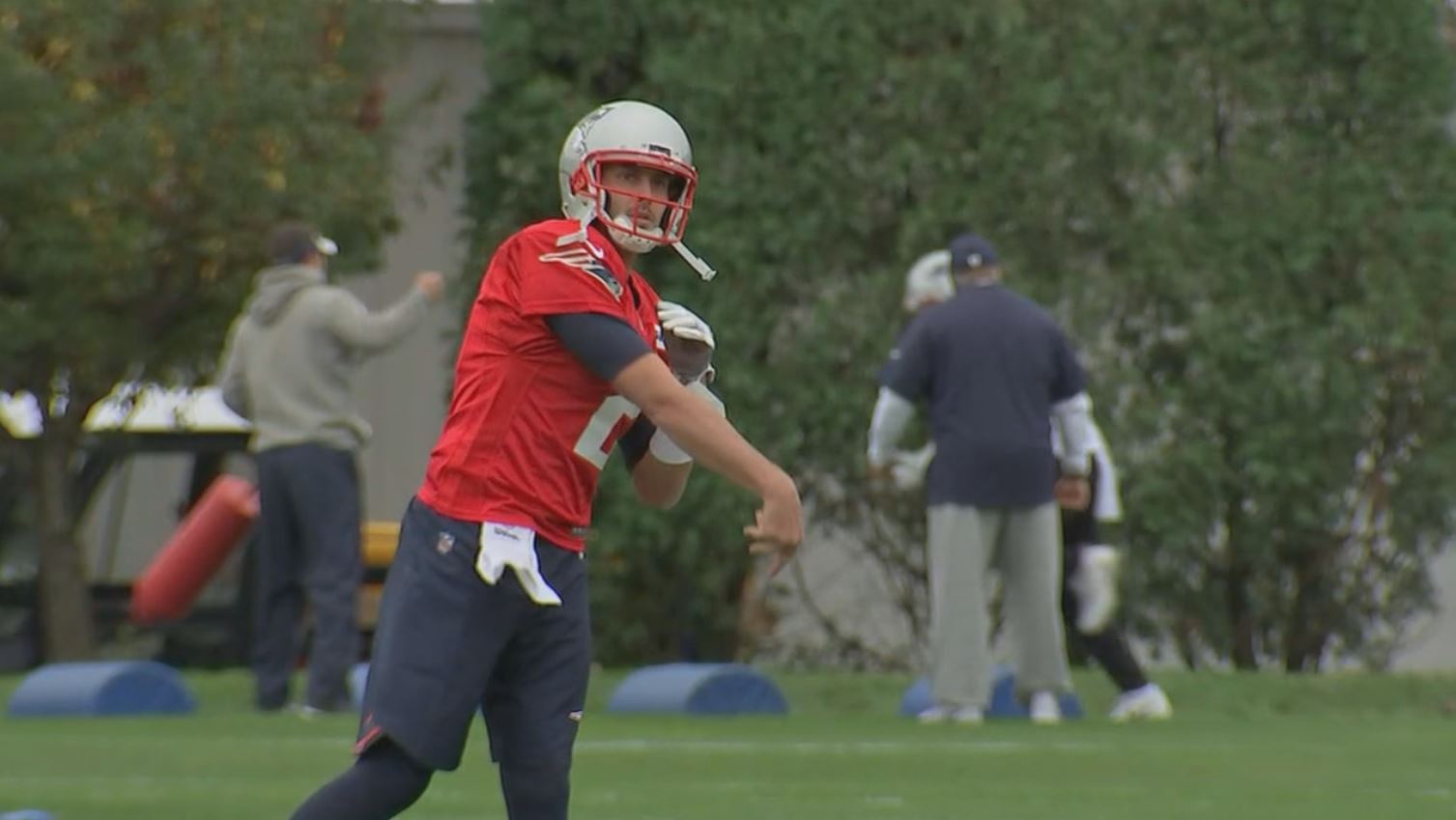 Brian Hoyer returns as Patriots' backup QB – Boston 25 News