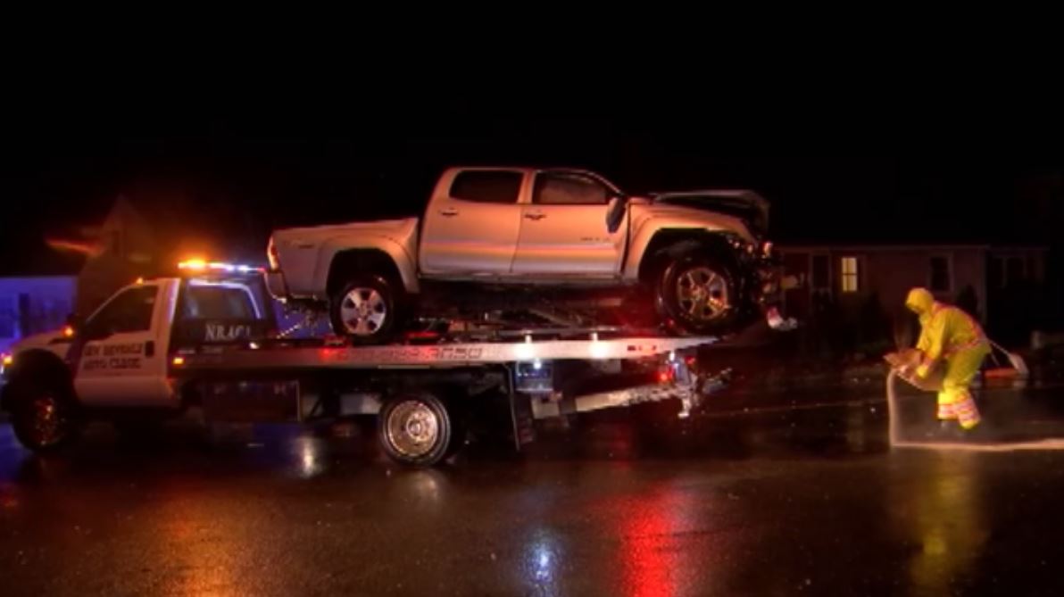 Man ejected, killed during multi-vehicle crash in Beverly