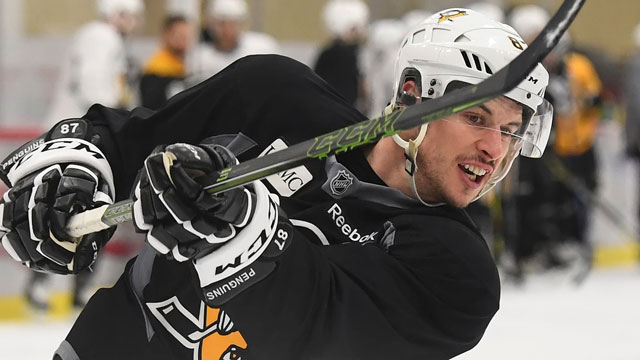 Crosby's head injury history causes concern