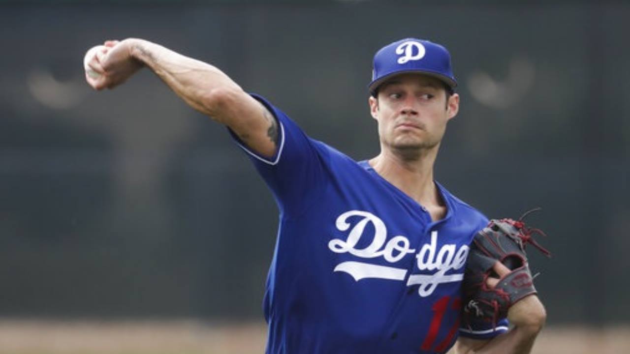 Slow boil: Dodgers pitcher Joe Kelly returns after cooking injury – WSOC TV