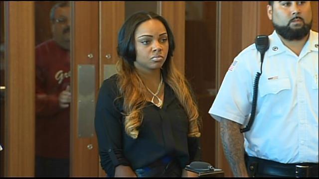 Aaron Hernandez's former fiancee Shayanna Jenkins gives birth to baby girl – Boston 25 News