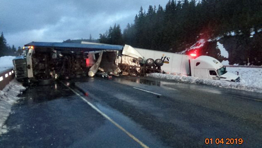 Snoqualmie Pass reopens after multiple crashes, including one fatality