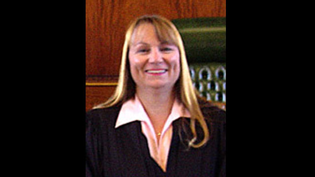 Judges apparently feuding in Washington County