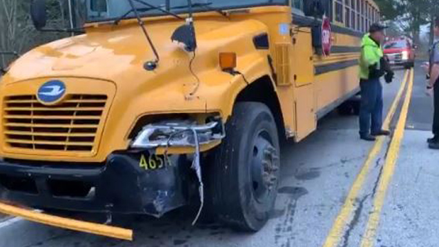 14 students evaluated after crash involving school bus in South Fulton ...