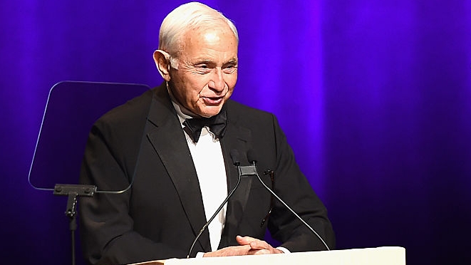Who is Les Wexner, former Victoria’s Secret owner?