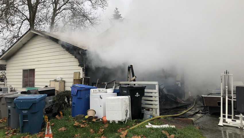 Fire breaks out at Kent home – KIRO 7 News Seattle