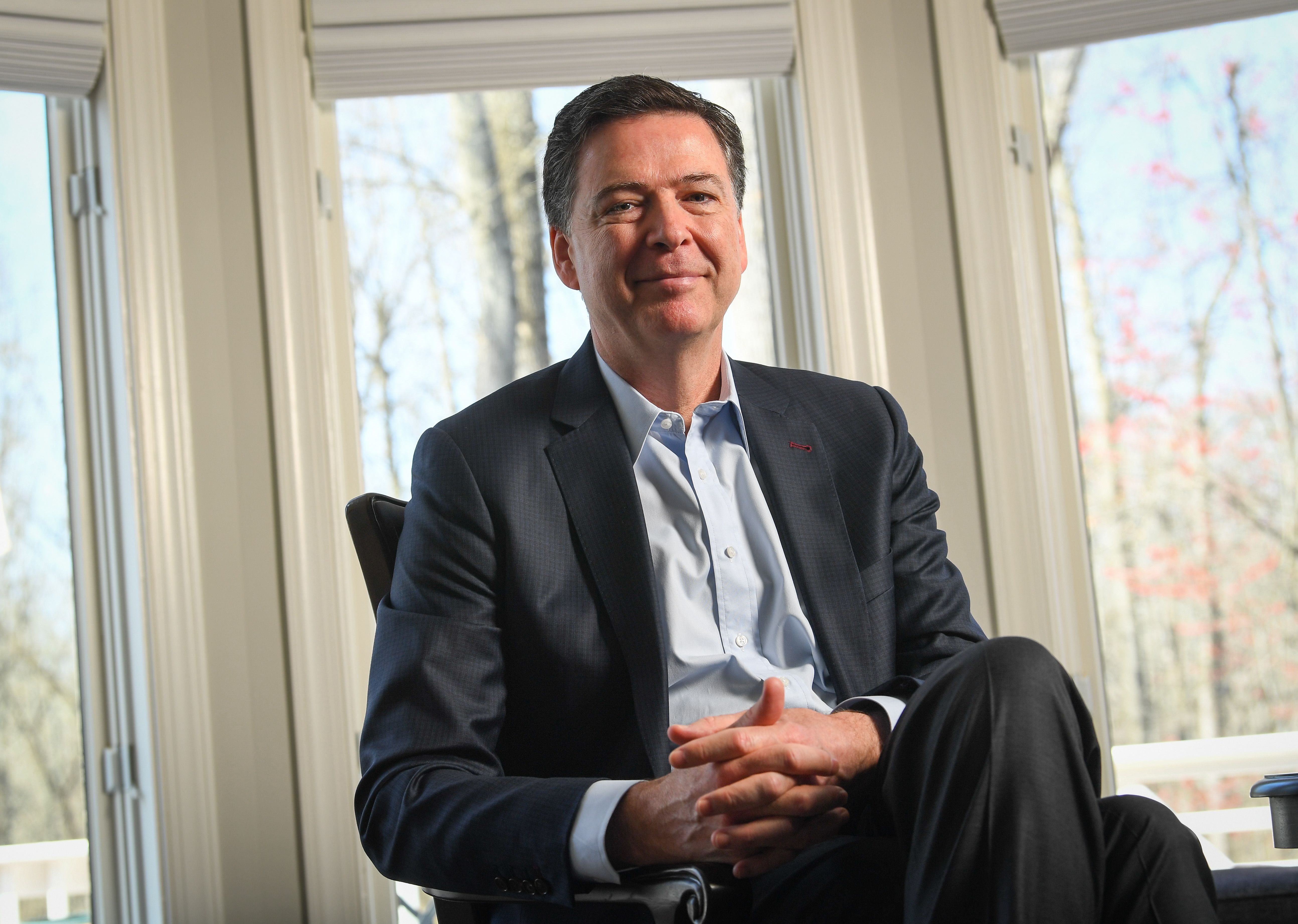 Ex-FBI director James Comey defends Clinton probe despite Justice IG's ...