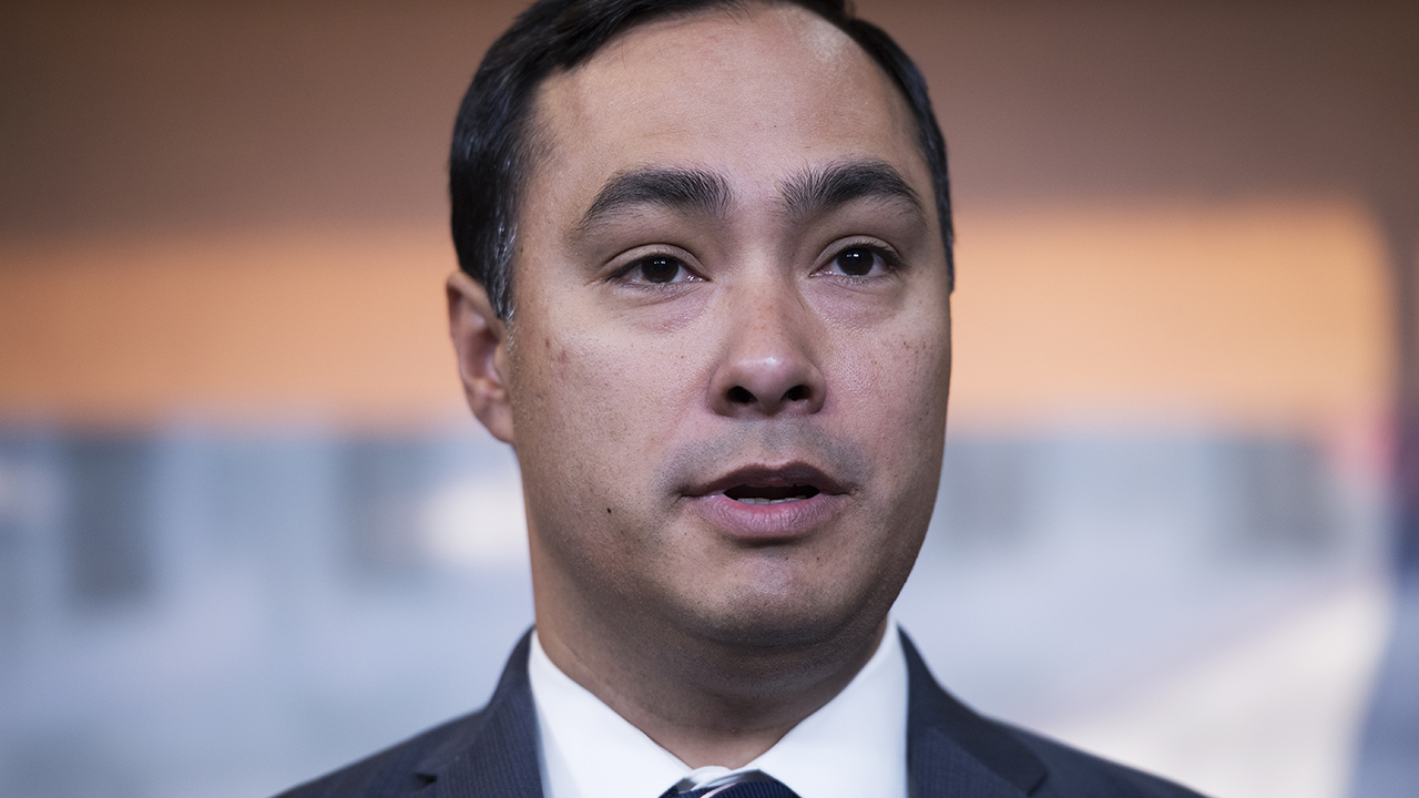 Joaquin Castro predicts Trump aides will go to jail for Russia ties ...