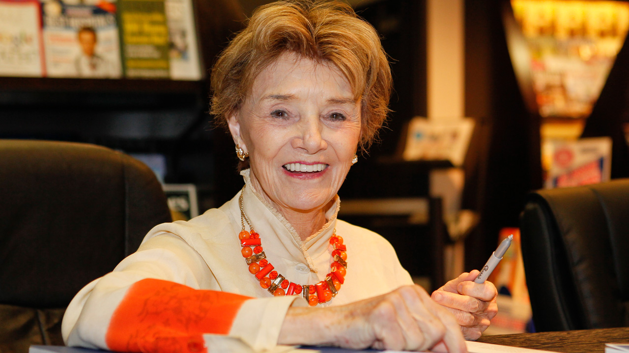 ‘Days of Our Lives' star Peggy McCay dies at 90 – WPXI